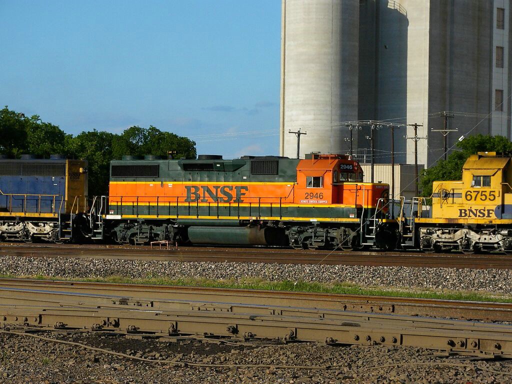 BNSF 2946